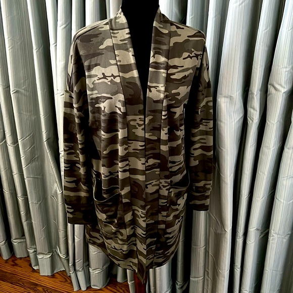 Sanctuary | Sweaters | Great Green Camo Duster | Poshmark